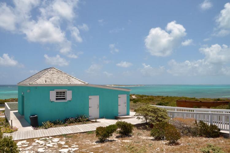 Exploring the Turks and Caicos: From Coral Reefs to Cultural Heritage ...